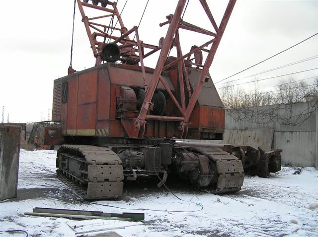 Гусеничный кран РДК 400 (40 тонн): аренда в Москве